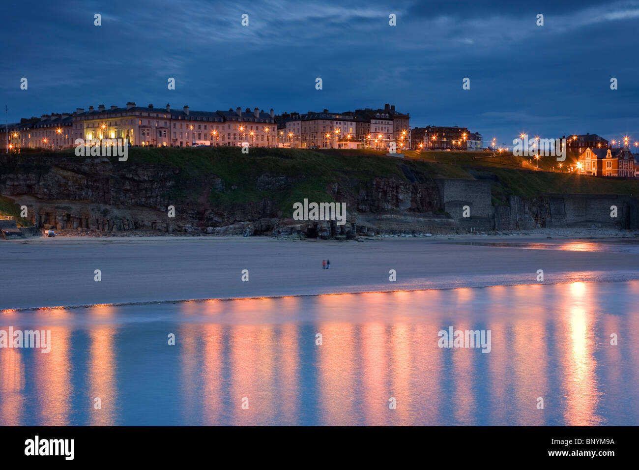 Whitby seafront hi-res stock photography and images - Alamy