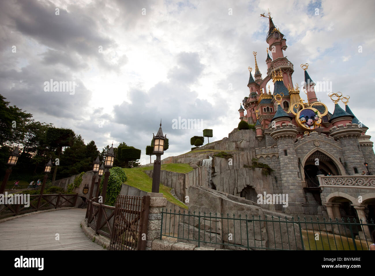 Wide angle shot of Cinderella's castle at Euro Disneyland in Paris ...