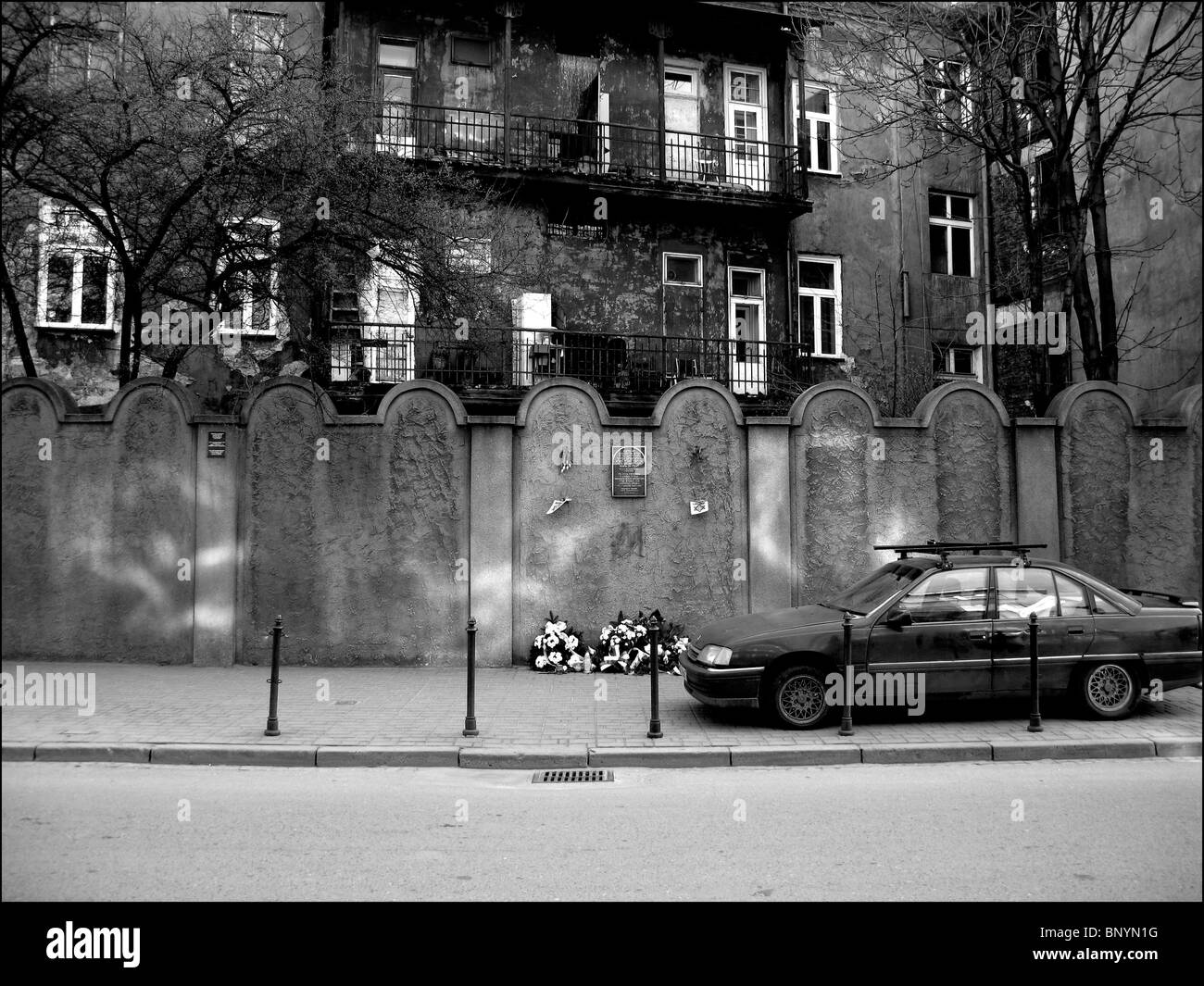 Krakow Ghetto Wall Stock Photo - Alamy