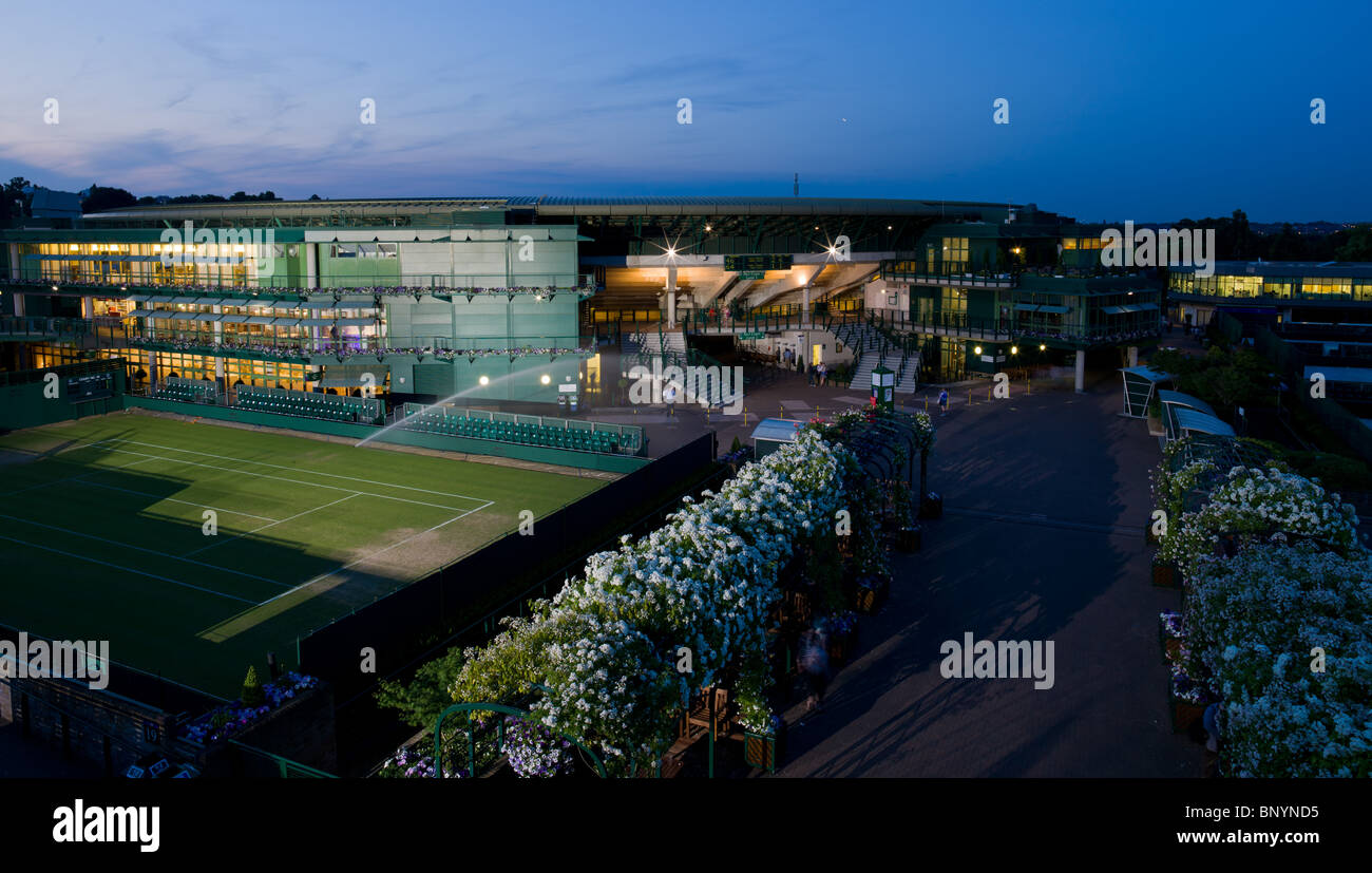 Wimbledon night tennis hi-res stock photography and images - Alamy