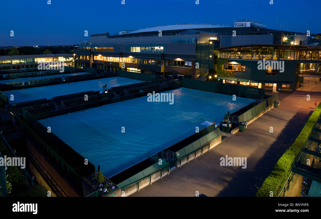 Wimbledon night tennis hi-res stock photography and images - Alamy