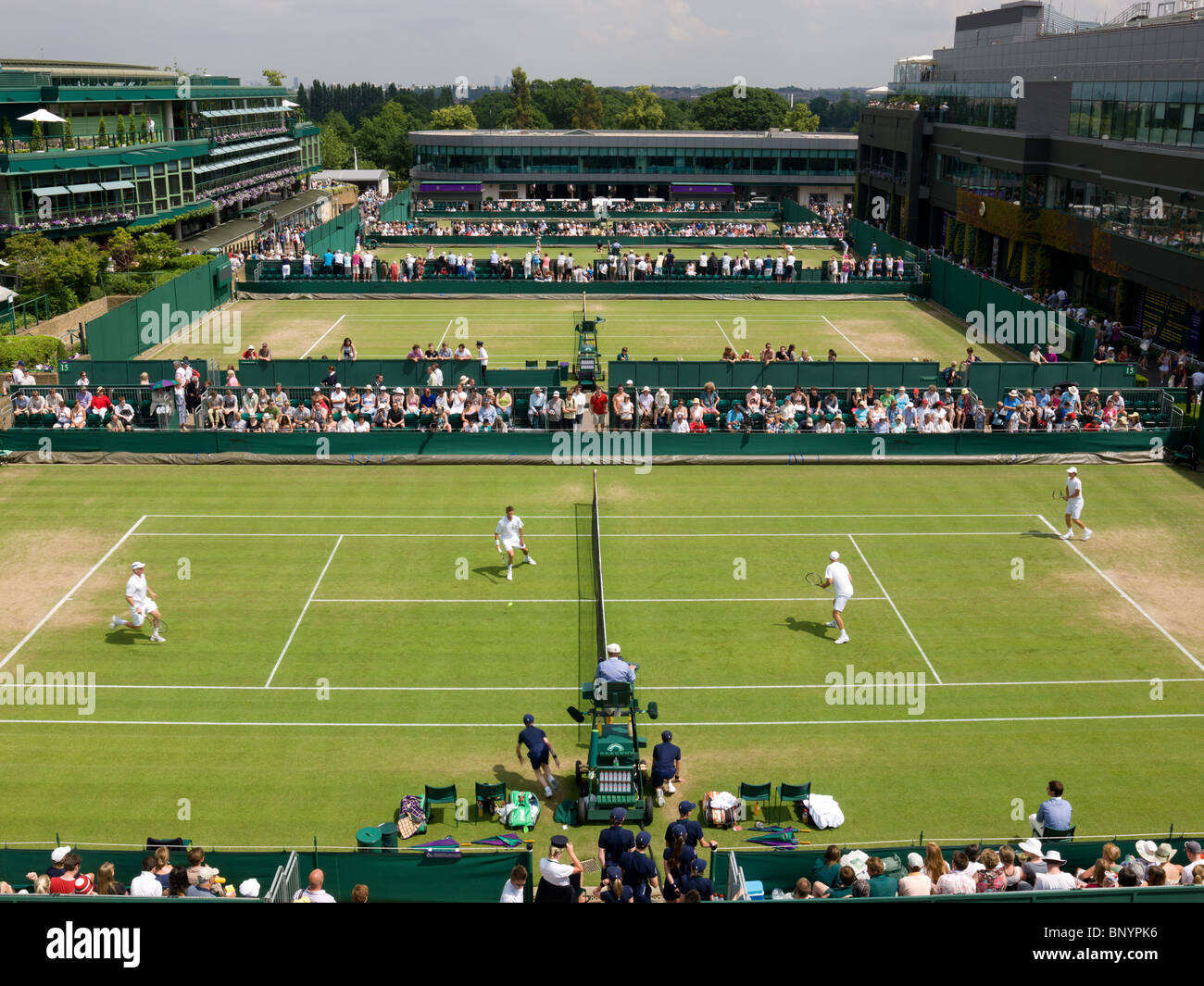 Wimbledon centre court aerial hi-res stock photography and images - Alamy