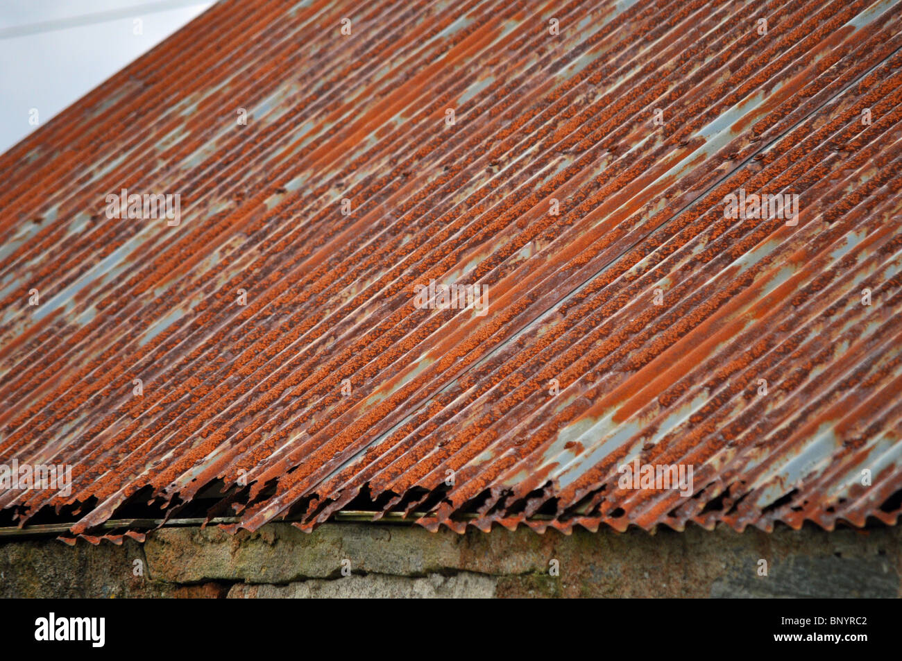 Rust rusty roof hi-res stock photography and images - Alamy