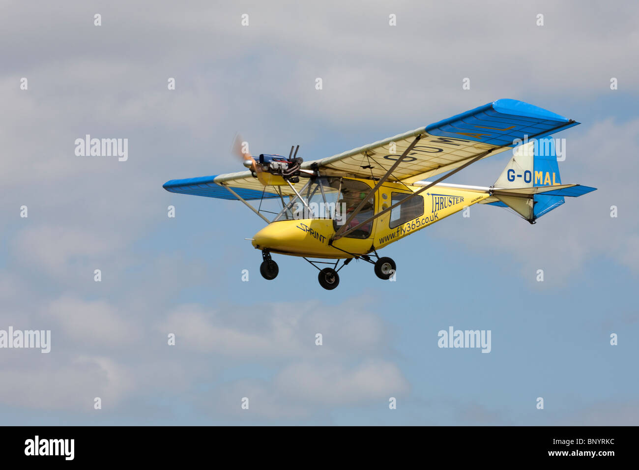 Thruster T600N 450 Sprint G-OMAL microlight aircraft on final approach ...