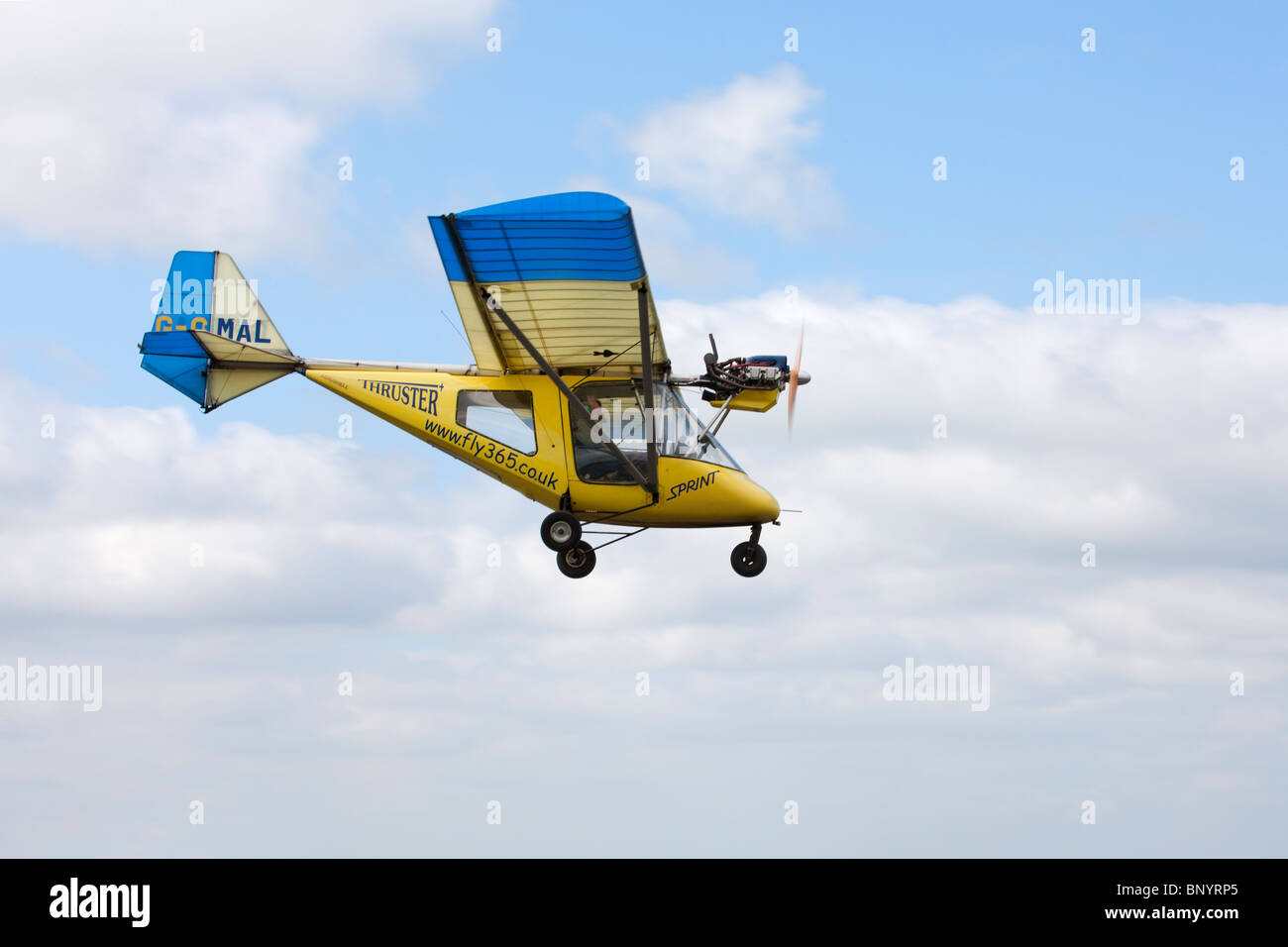 Thruster T600N 450 Sprint G-OMAL microlight aircraft on final approach ...