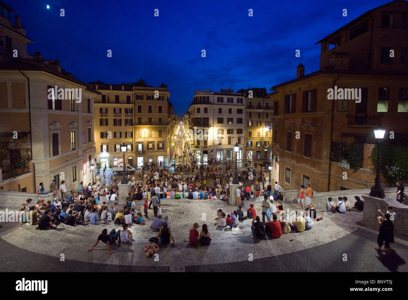 Sit spanish steps rome hi-res stock photography and images - Alamy