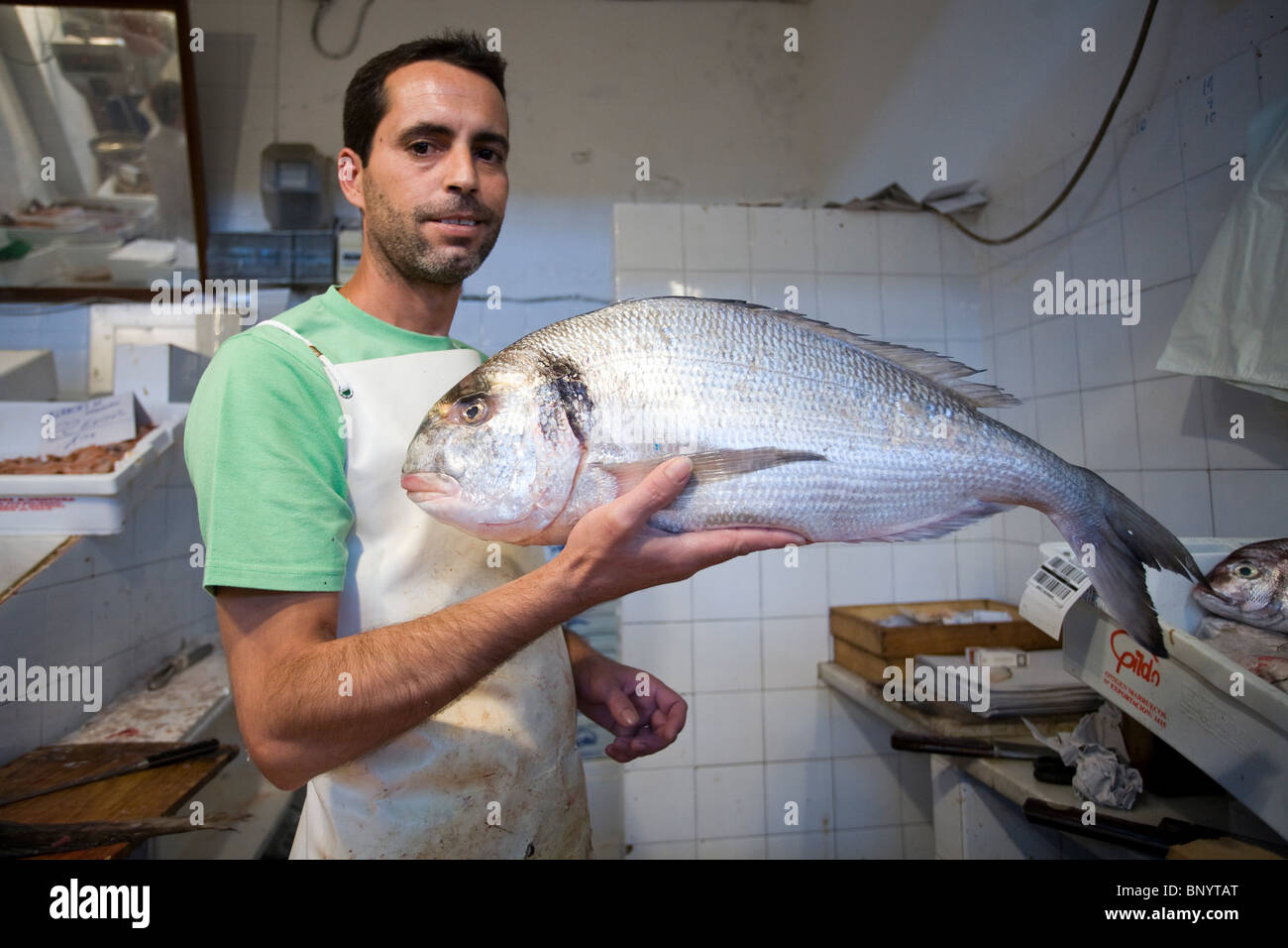 Bream Fish Market High Resolution Stock Photography and Images - Alamy