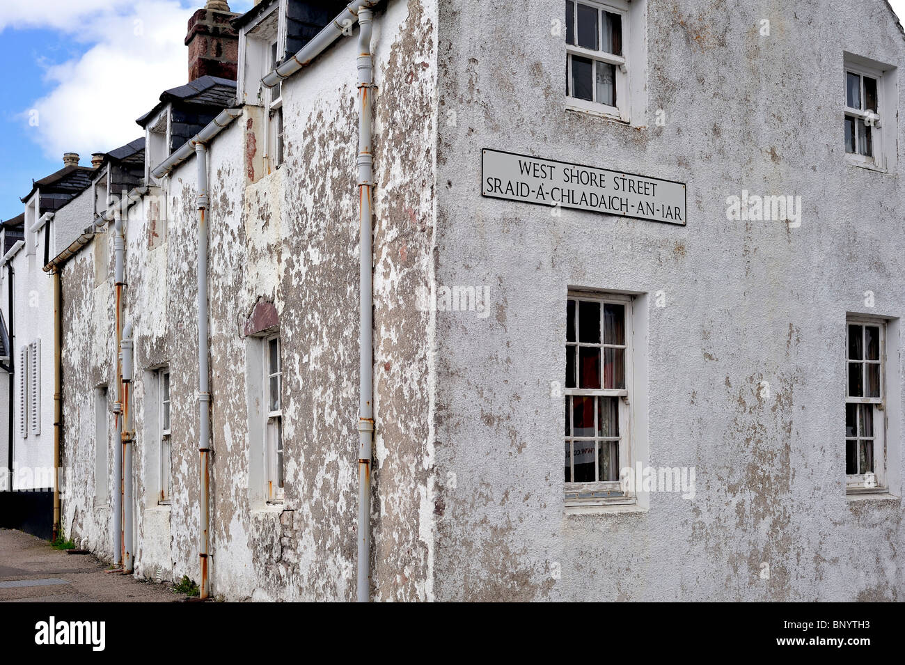 Gaelic scotland town sign hi-res stock photography and images - Alamy