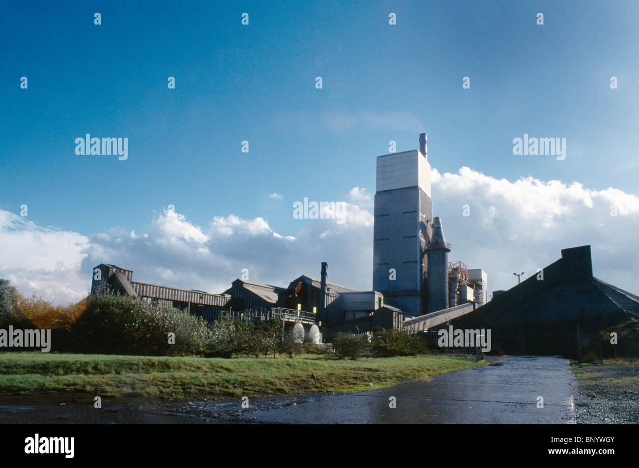 Dunbar cement works hi-res stock photography and images - Alamy