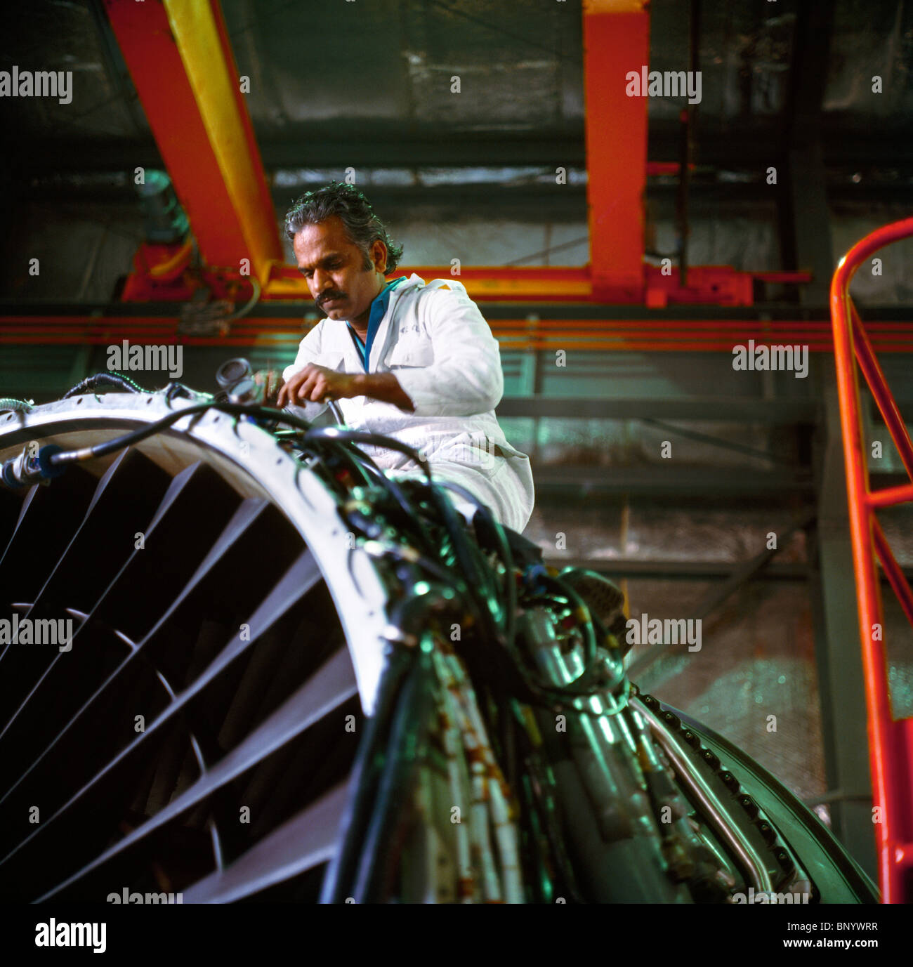 Bahrain Gulf Air Plane Engine Repair Stock Photo - Alamy