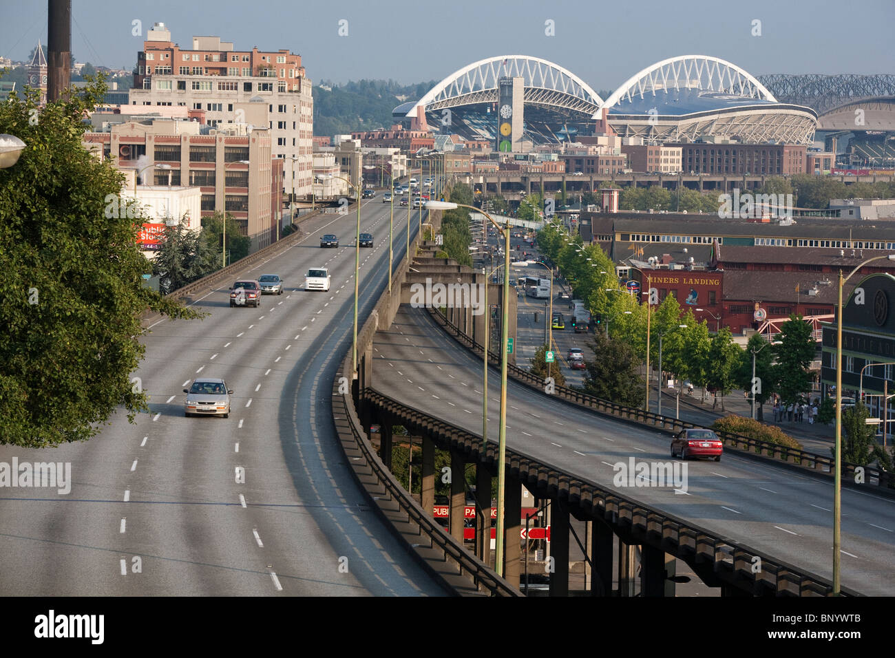 Alaskan Way Viaduct - Seattle, Washington - Looking south towards the ...