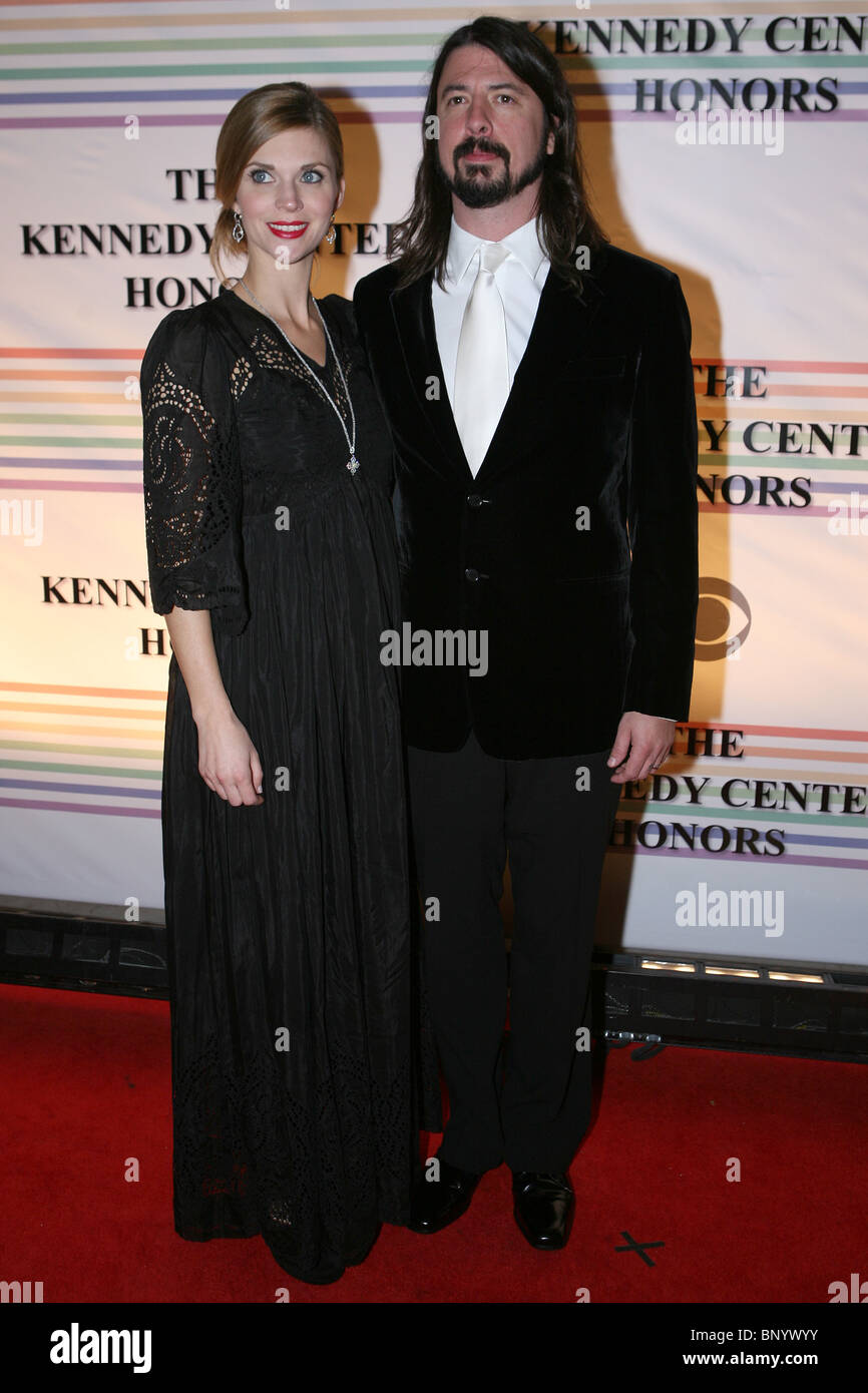 Foo fighters dave grohl art hi-res stock photography and images - Alamy