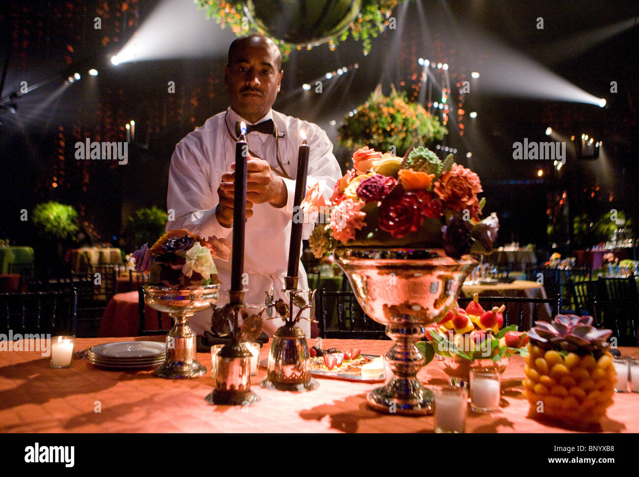 Decorations and place settings for the Mexico State Dinner at the White ...