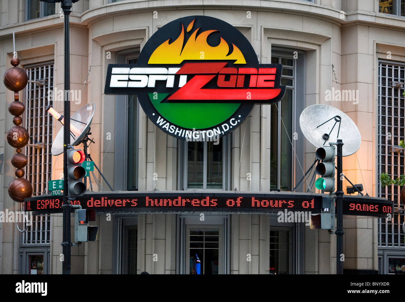 The now closed Washington, D.C. ESPN Zone Stock Photo - Alamy