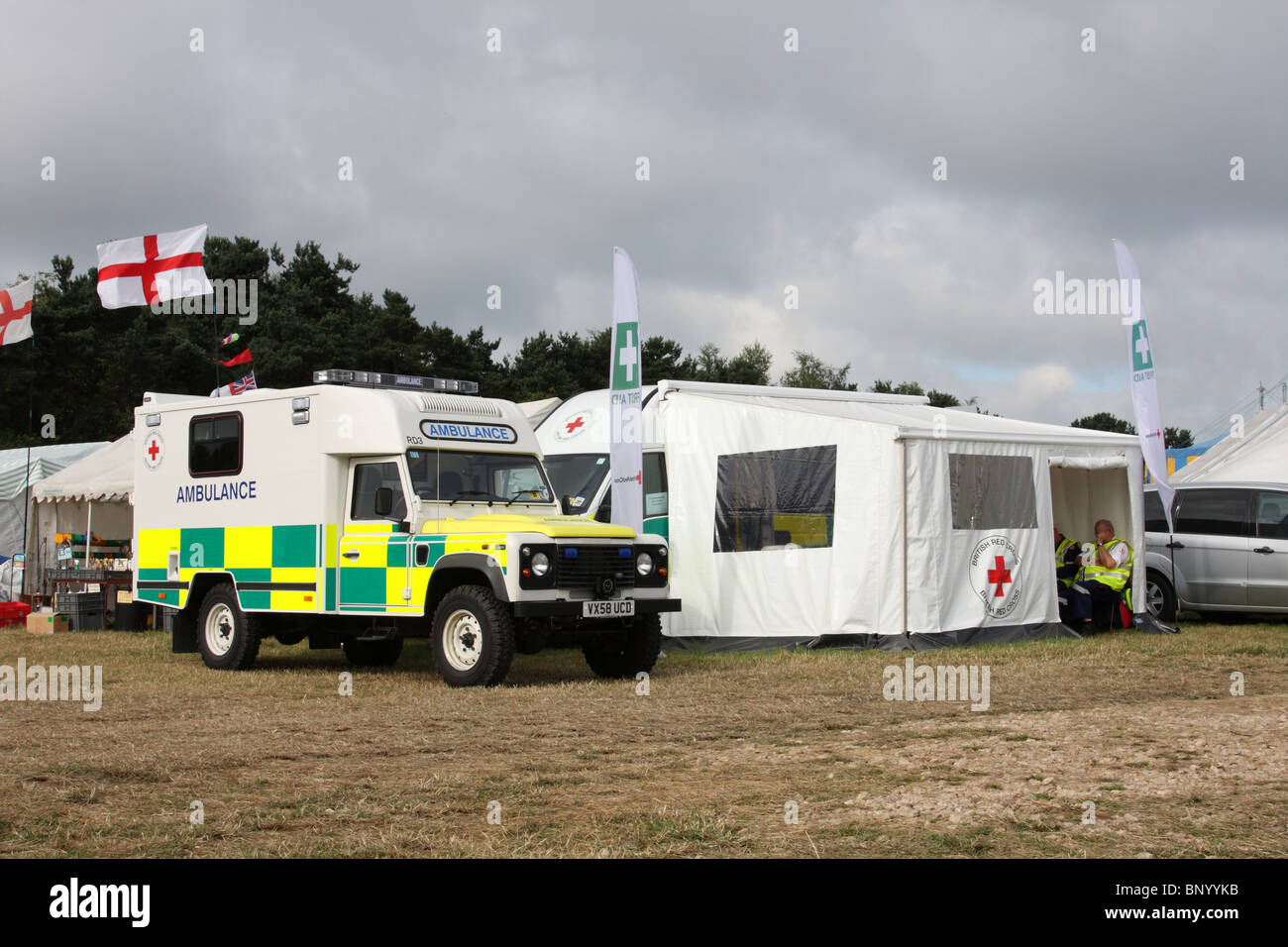Medical tent hi-res stock photography and images - Alamy