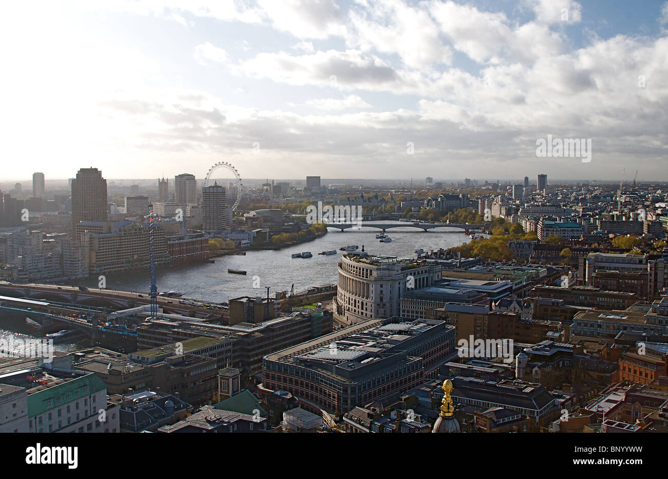 Bustling neighborhoods hi-res stock photography and images - Alamy