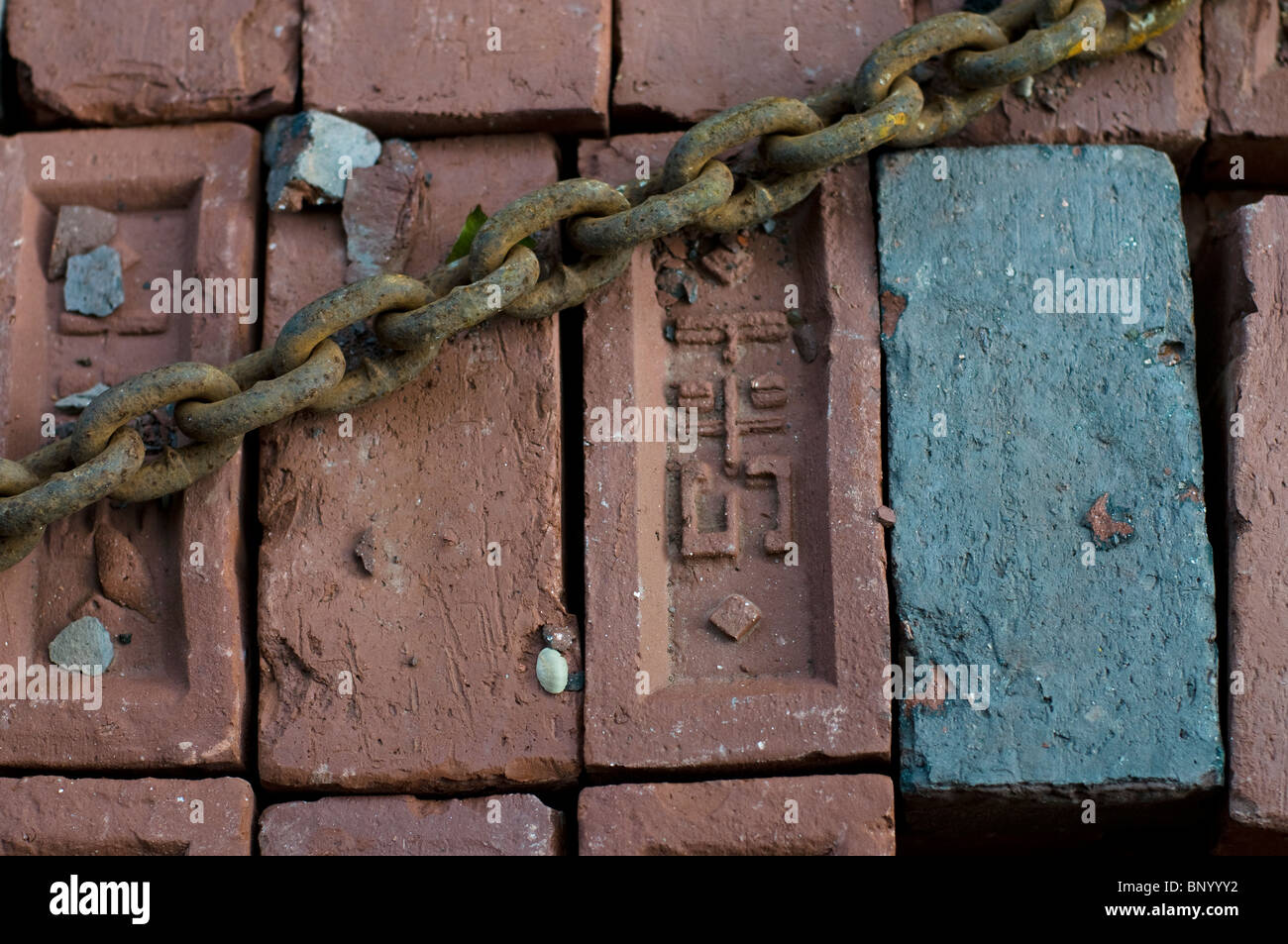 Load of bricks hi-res stock photography and images - Alamy