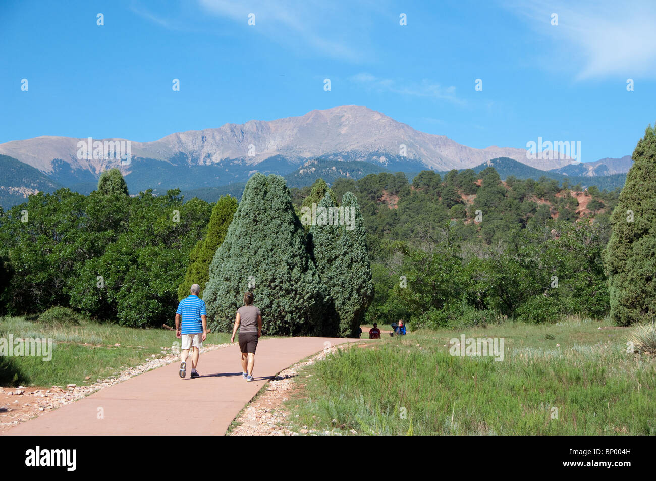 USA, Colorado, Colorado Springs, Garden of the Gods. Park walking path ...