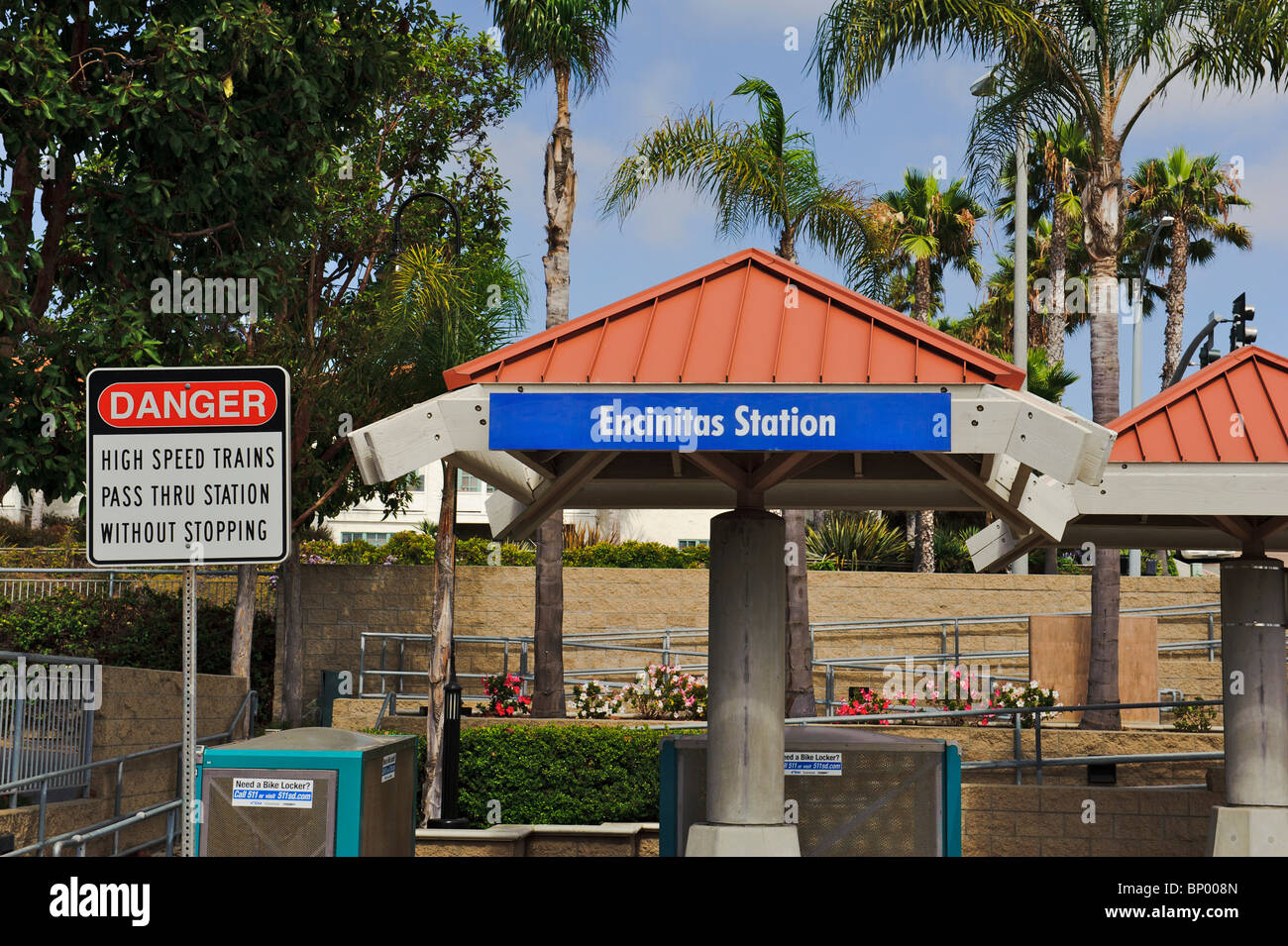 Encinitas, California, commuter train station Stock Photo - Alamy