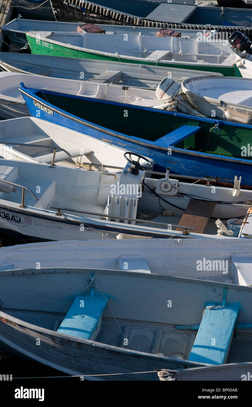 Multiple boats hi-res stock photography and images - Alamy