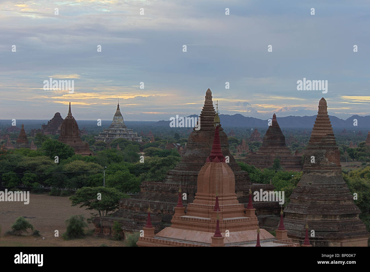 view at dawn of temples at Bagan, Myanmar Stock Photo - Alamy