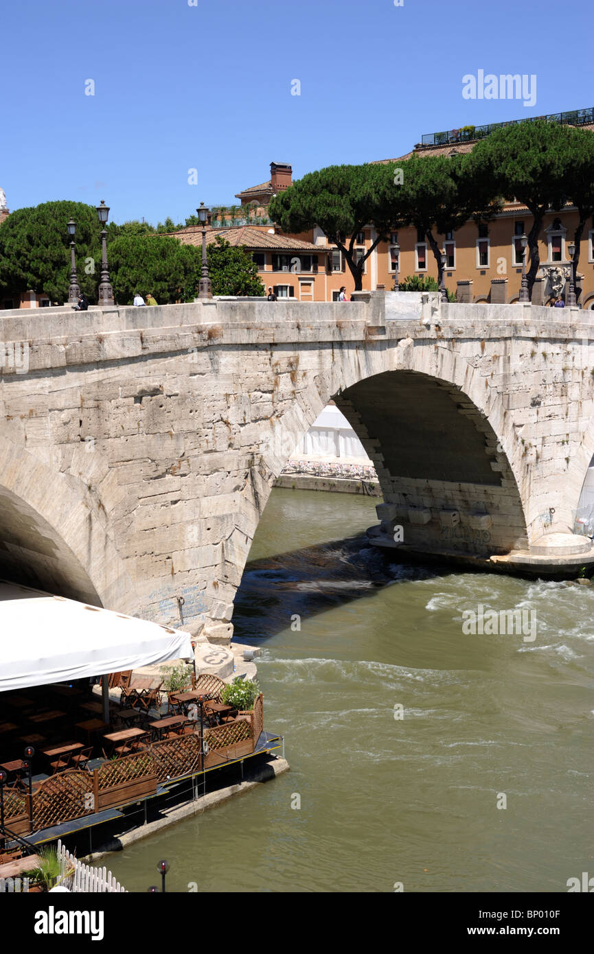 Ponte cestio bridge hi-res stock photography and images - Alamy