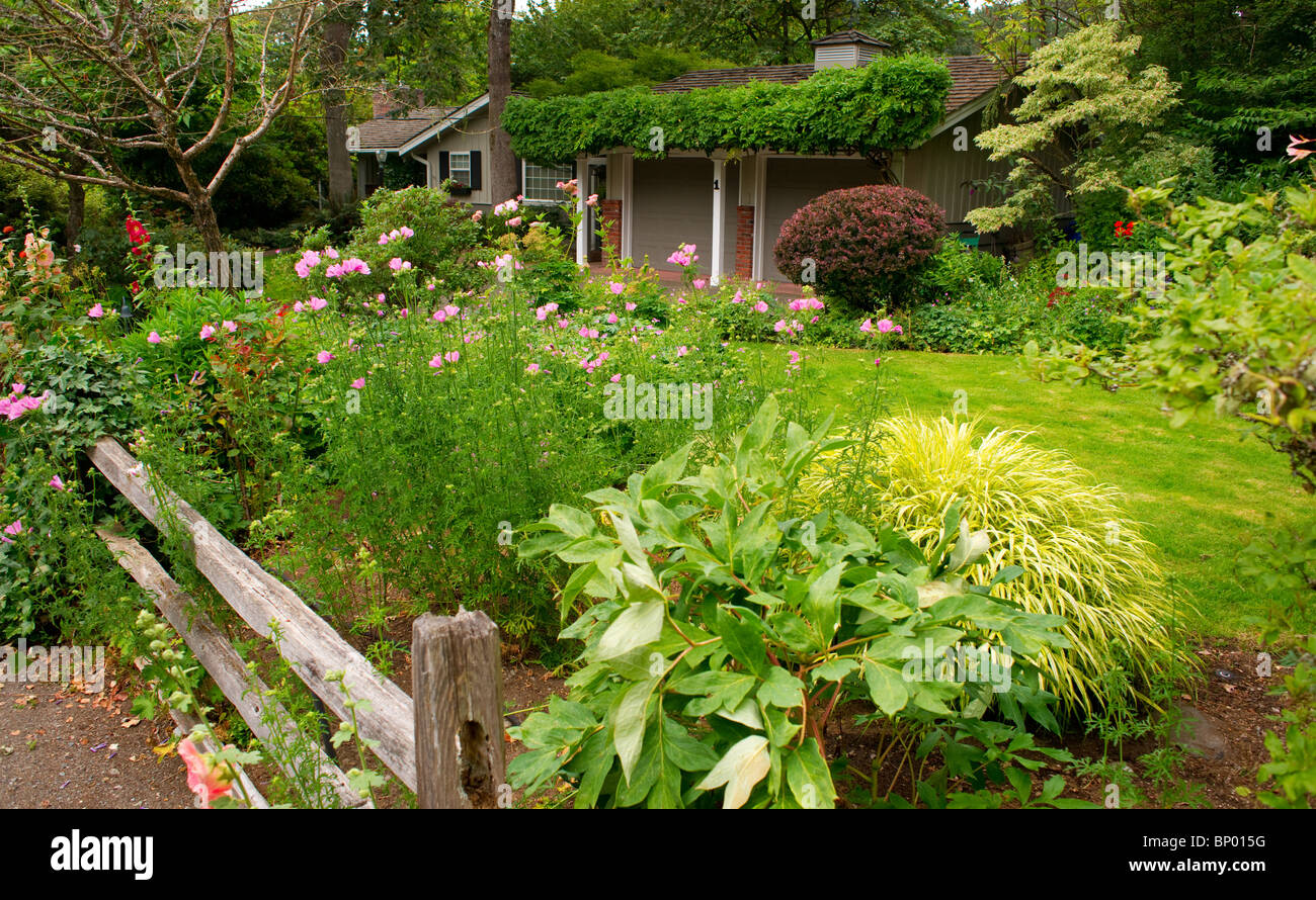 Landscaping landscaper hi-res stock photography and images - Alamy