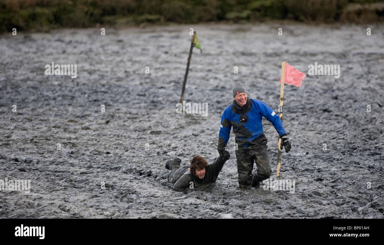 Pull out of mud hi-res stock photography and images - Alamy