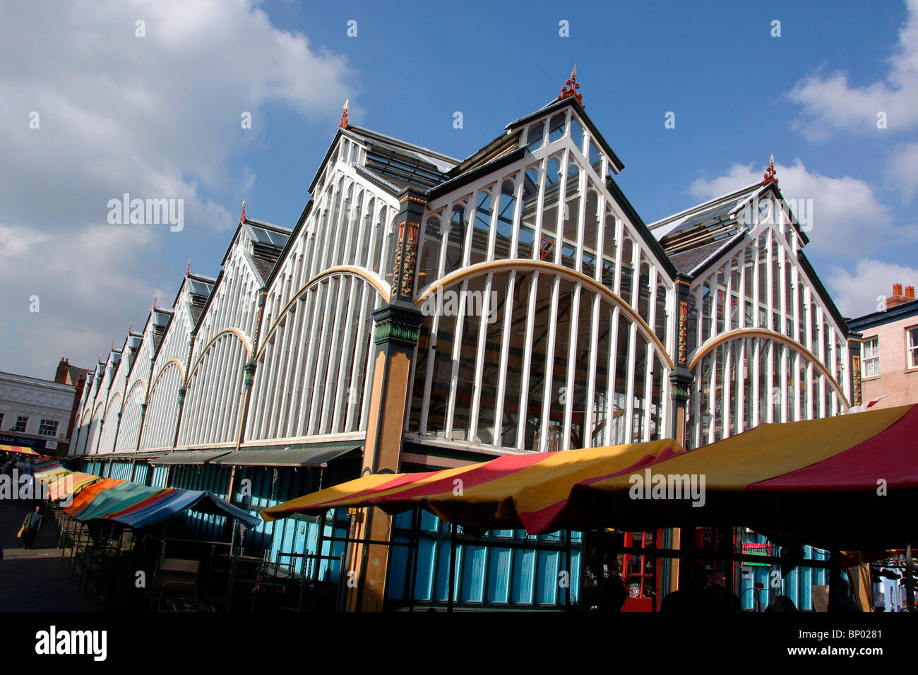 UK, England, Cheshire, Stockport, Market Place, Victorian Market Hall ...