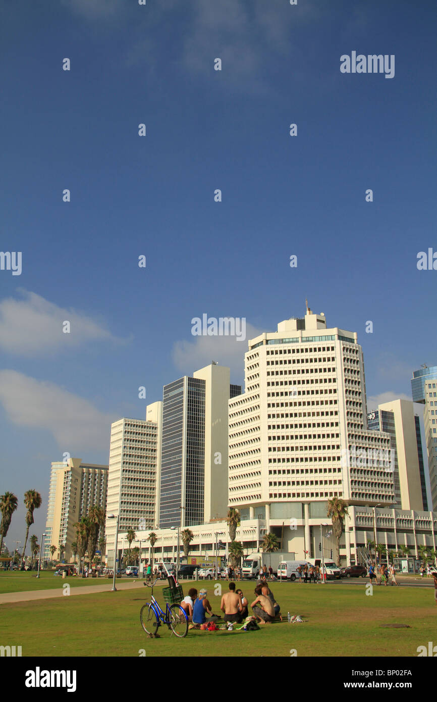 Charles Clore High Resolution Stock Photography and Images - Alamy