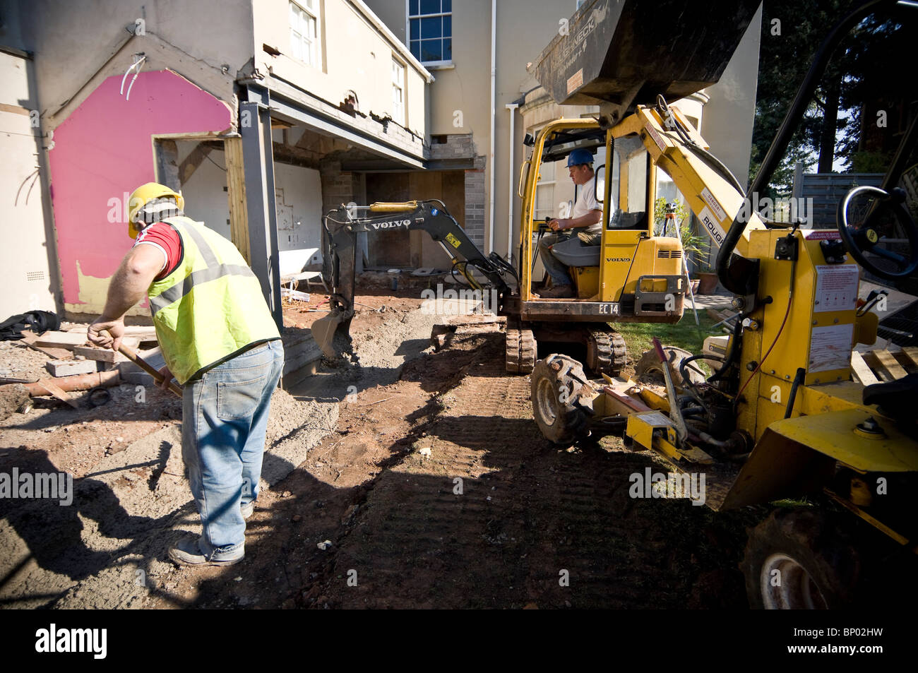 Cement foundations hi-res stock photography and images - Alamy