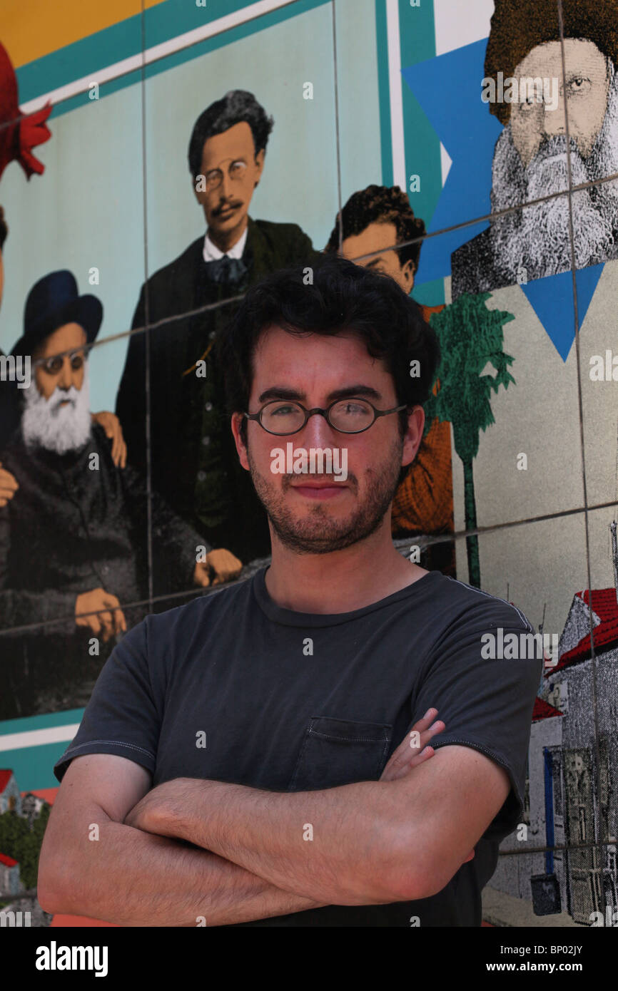 Jonathan safran foer hi-res stock photography and images - Alamy