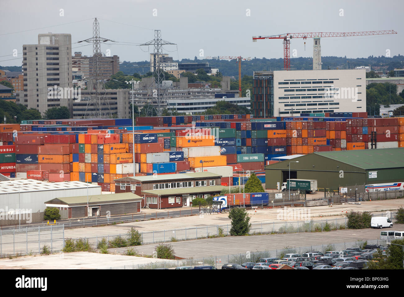 Southampton container port hi-res stock photography and images - Alamy