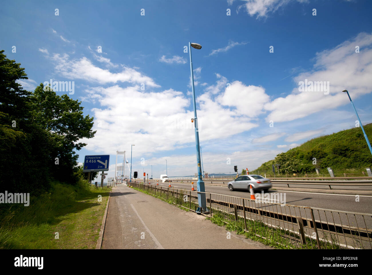 River Severn Bridge UK M4 Road Walk Cycle Way Stock Photo - Alamy