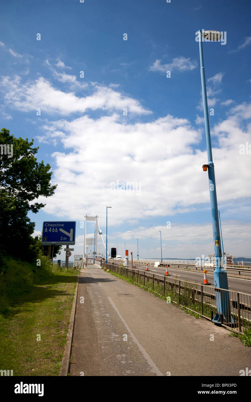 River Severn Bridge UK M4 Road Walk Cycle Way Stock Photo - Alamy