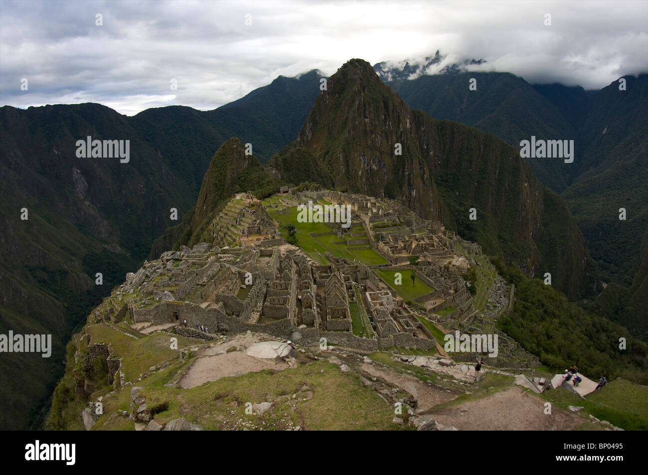 Ancient machu pichu ruins hi-res stock photography and images - Alamy