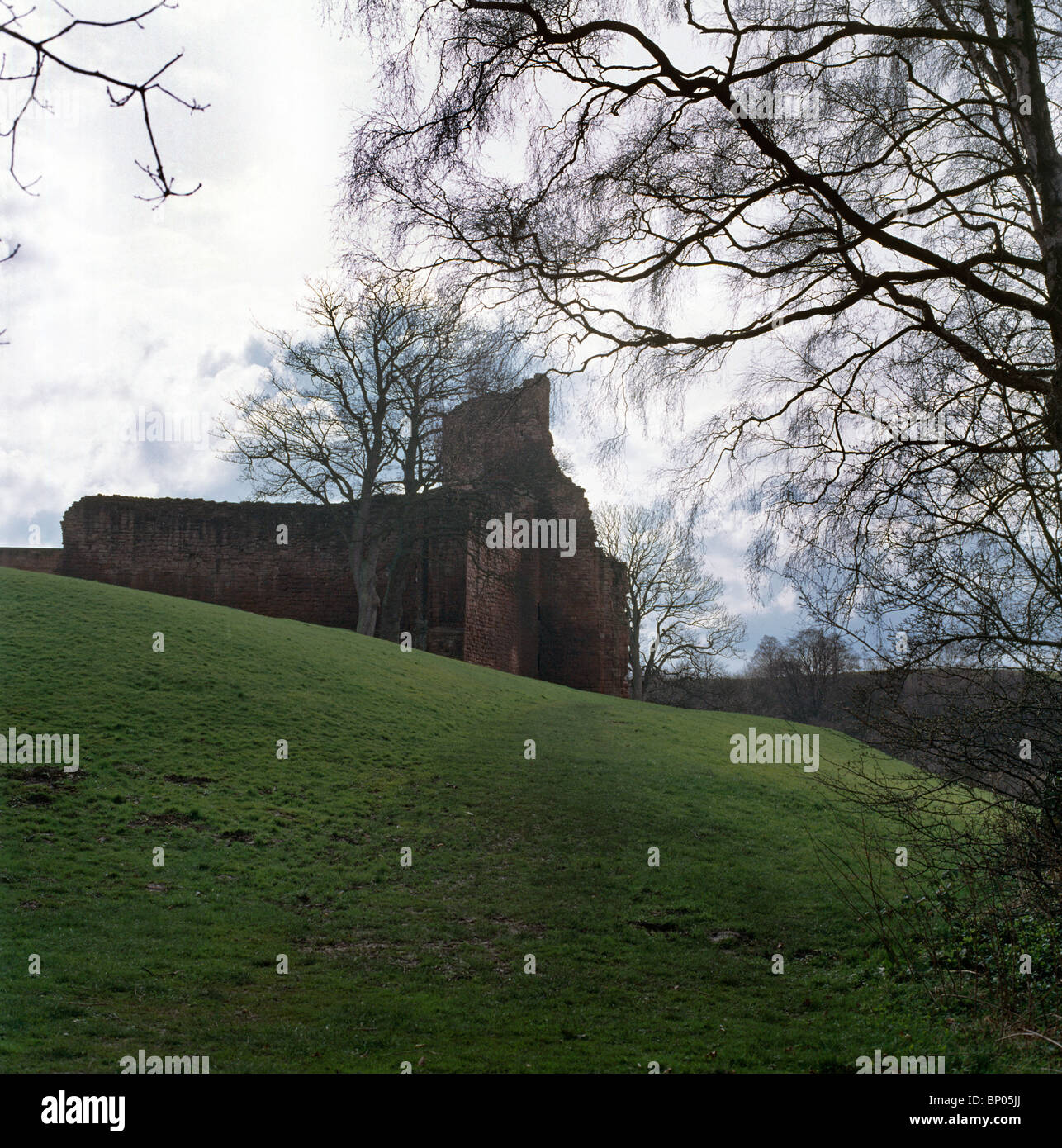 The bothwell castle hi-res stock photography and images - Alamy