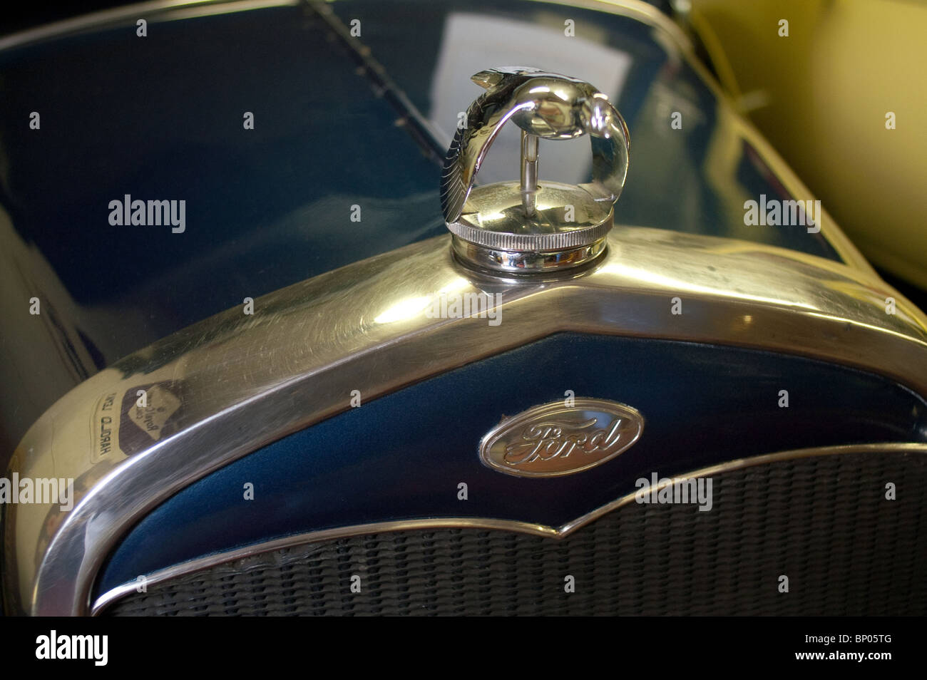 Front end of a classic automobile truck, a Ford pickup Stock Photo - Alamy
