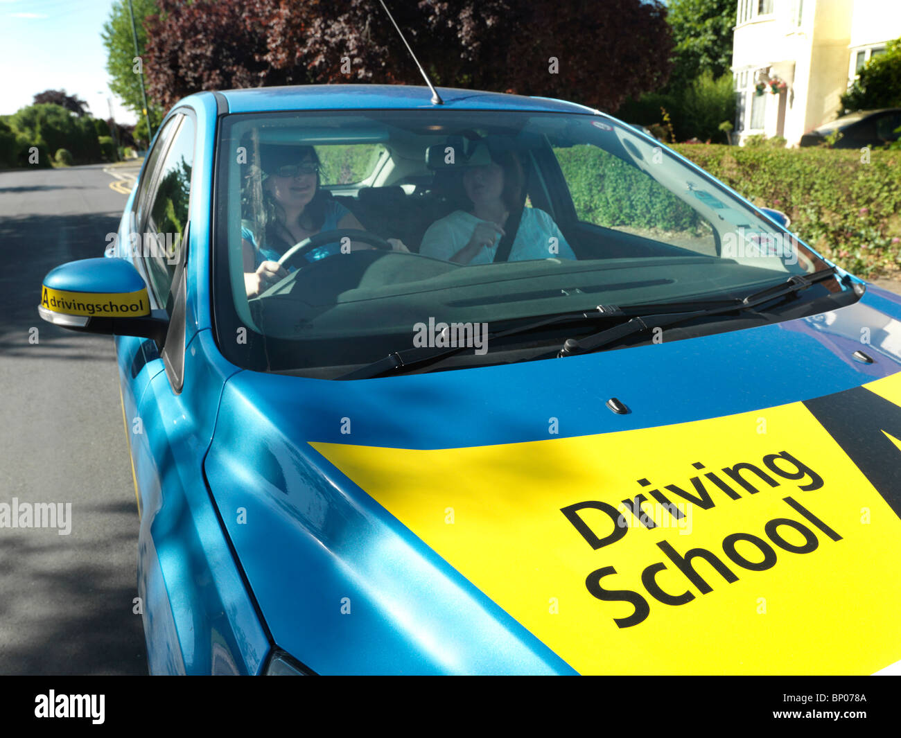Driving school car hi-res stock photography and images - Alamy