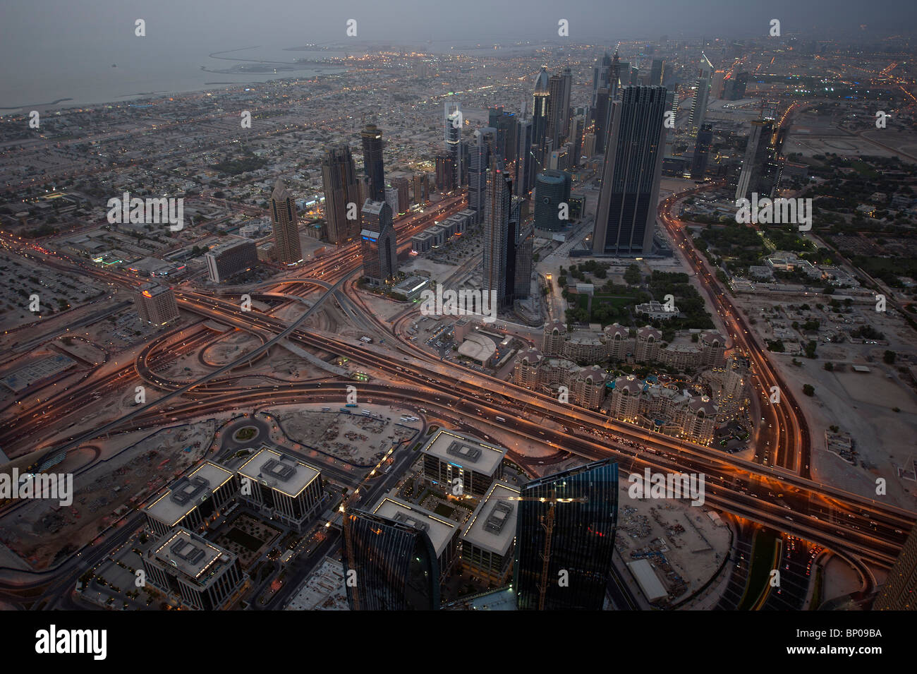 Burj khalifa the viewing platform hi-res stock photography and images ...