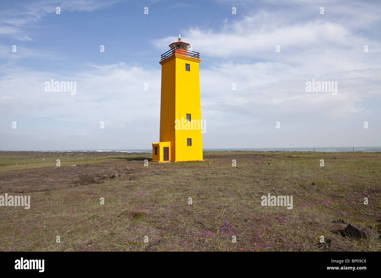Yellow lighthouse hi-res stock photography and images - Alamy