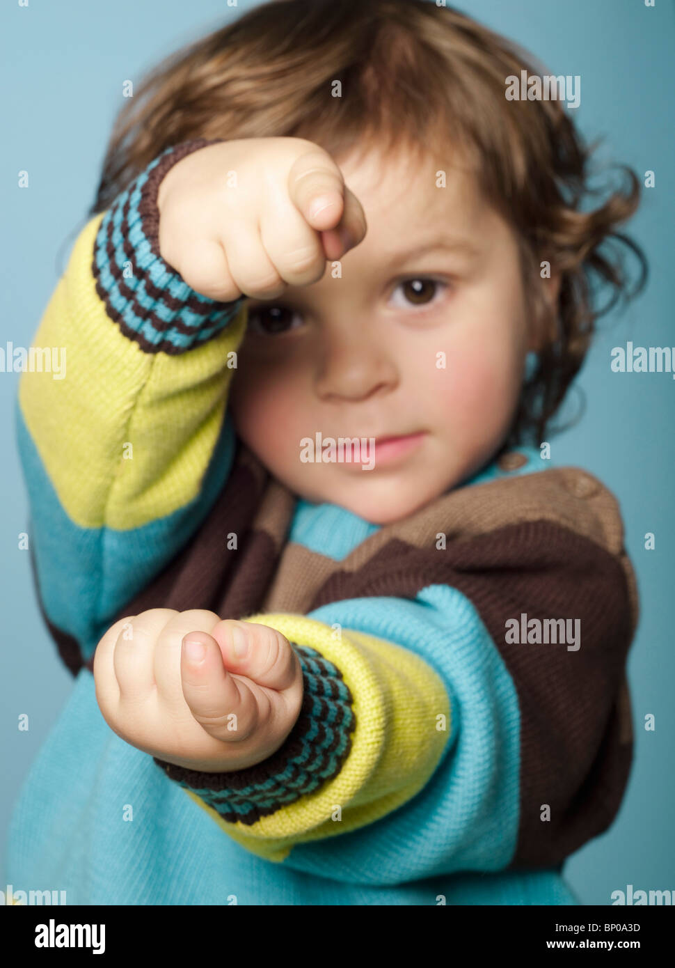 Little boy pointing Stock Photo - Alamy