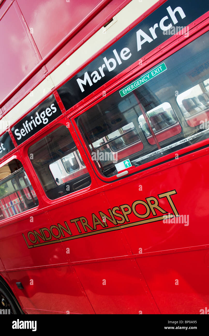 1950s london routemaster bus hi-res stock photography and images - Alamy