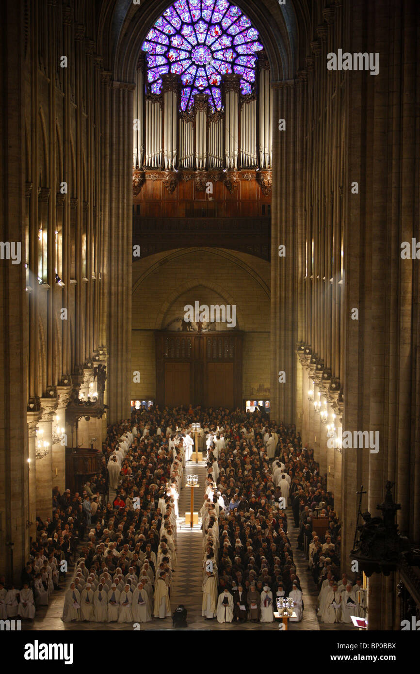 France, Paris, Easter Wednesday celebration in Notre Dame cathedral ...
