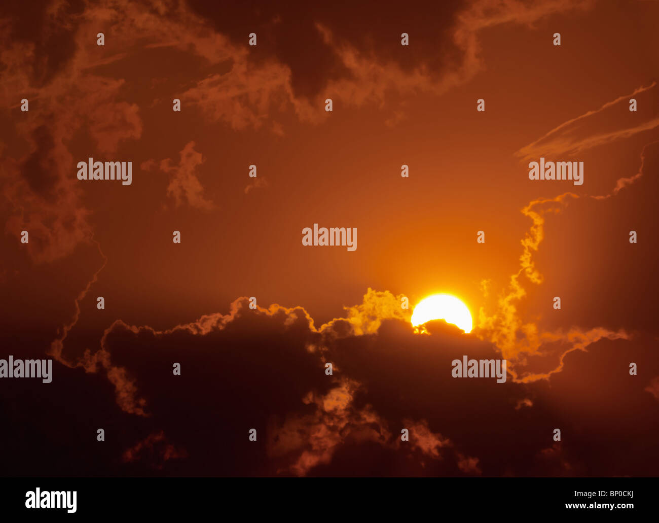 Shades of yellow in the sky hi-res stock photography and images - Alamy