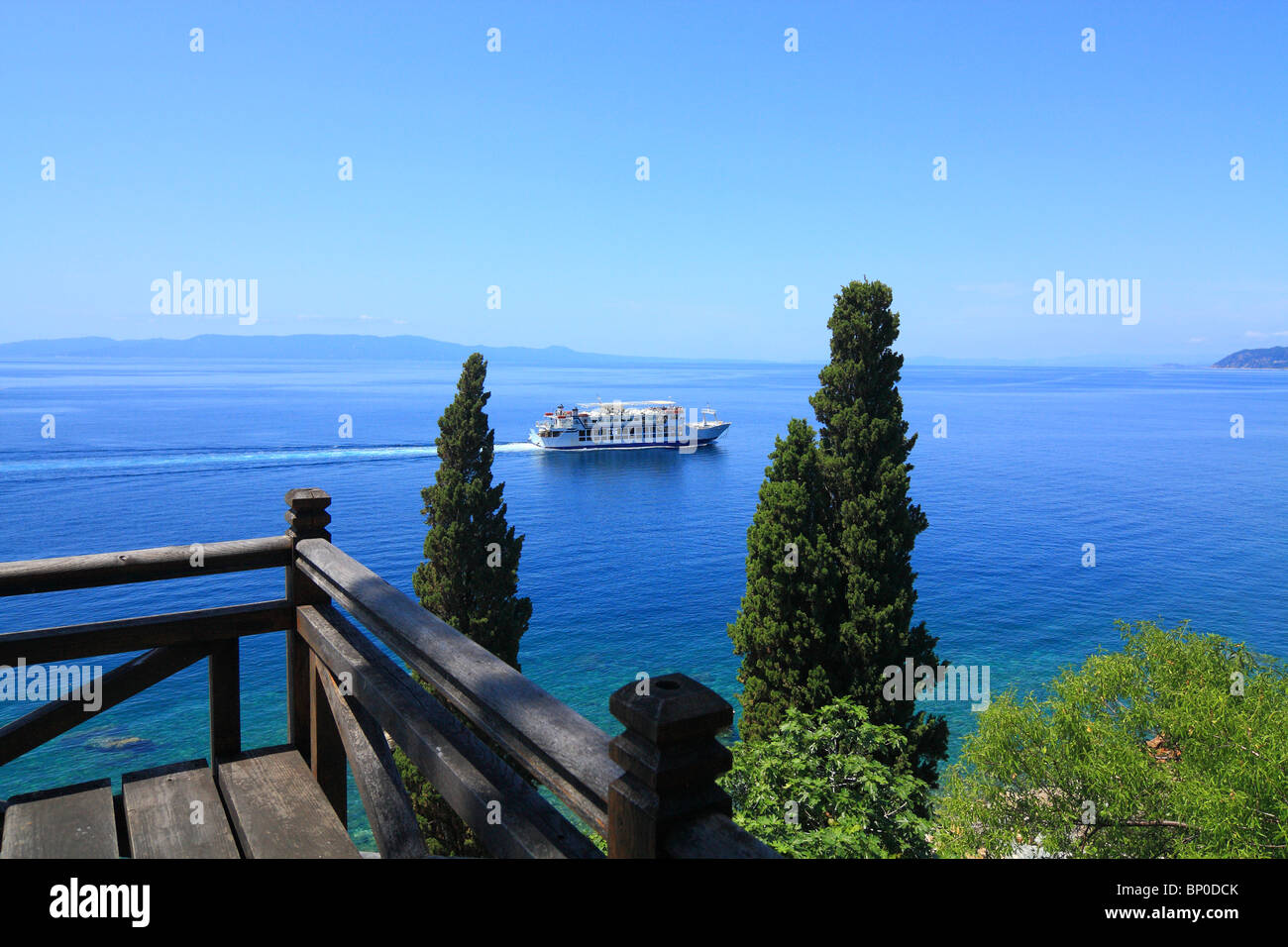 Cruise ship in blue sea hi-res stock photography and images - Alamy