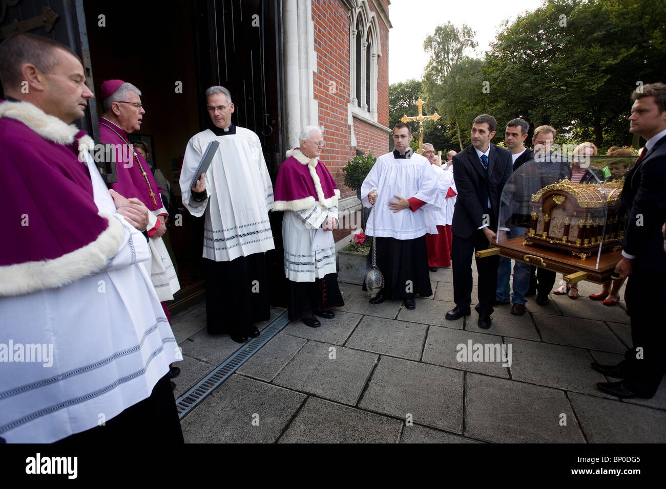 The relics of Saint Therese of Lisieux arrive at St John's Catholic ...