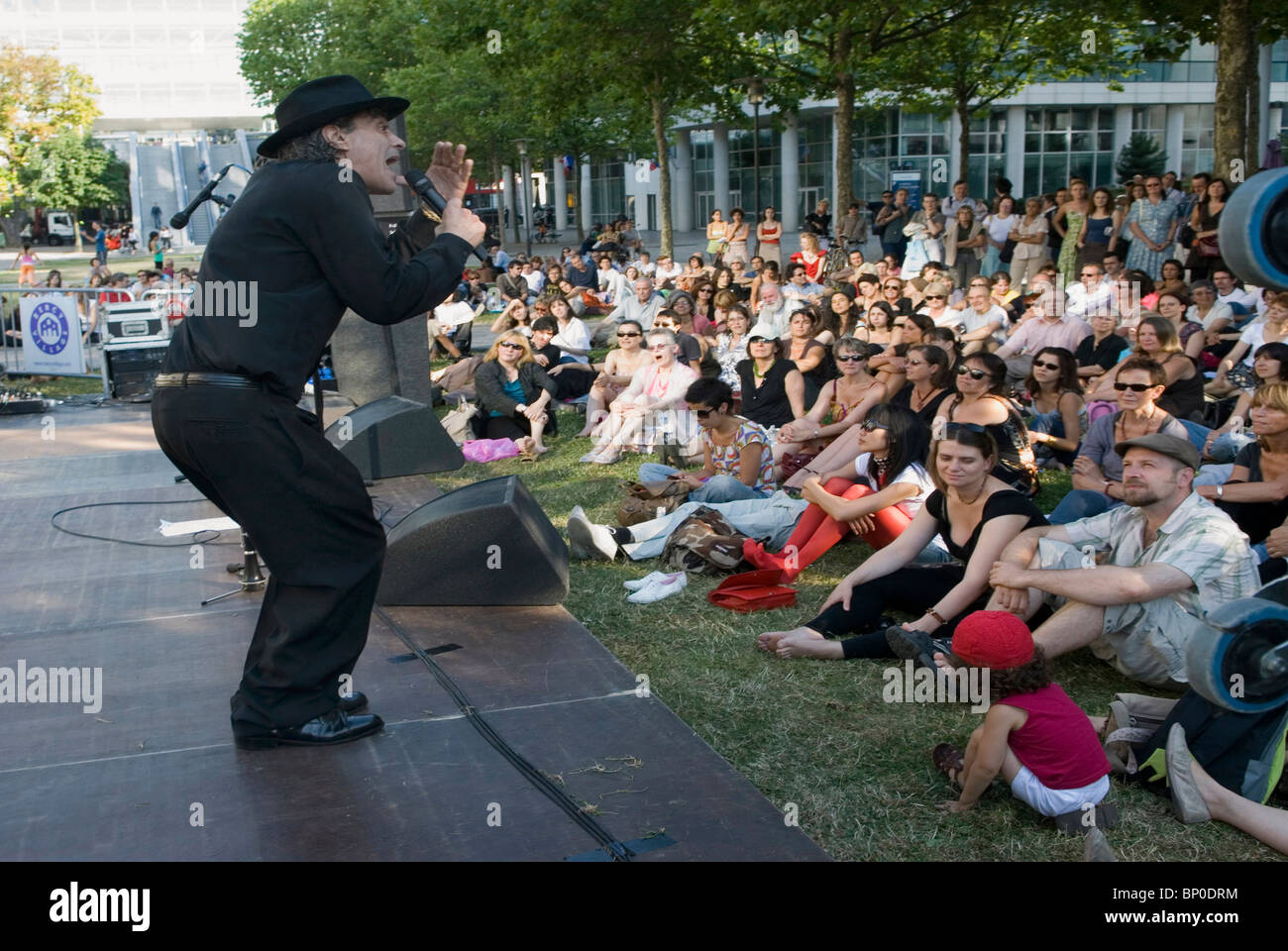 Concert france hi-res stock photography and images - Alamy