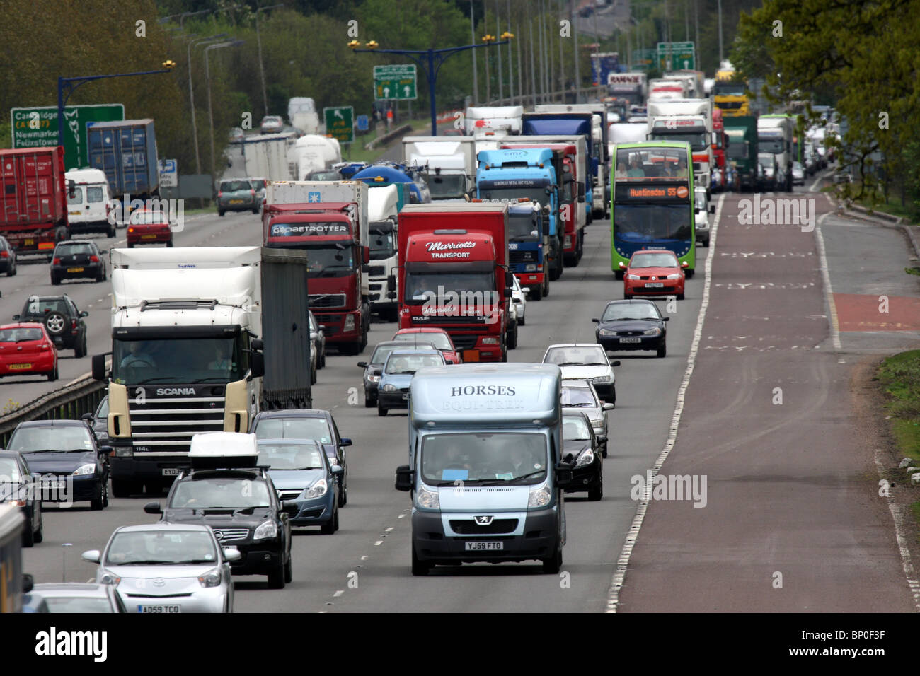 Cambridge traffic jam not motorway hi-res stock photography and images ...