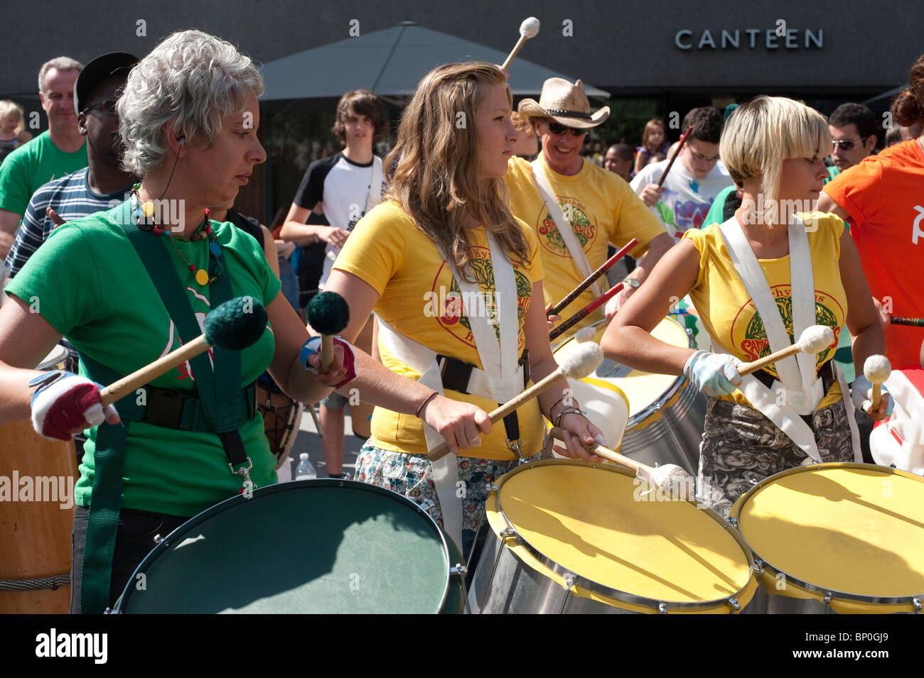 Old woman playing the drums hi-res stock photography and images - Alamy